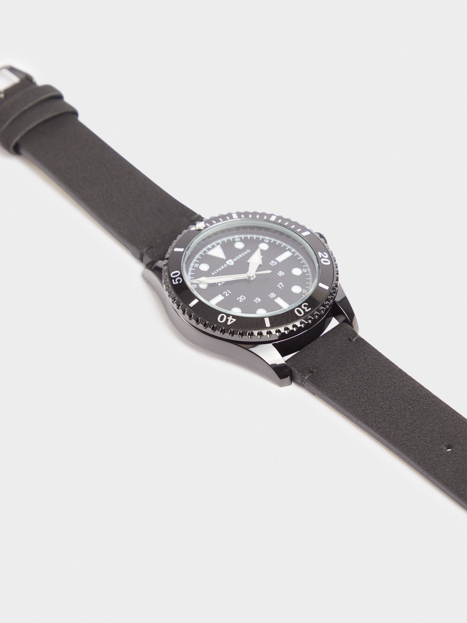 RELOJ PILOT NEGRO