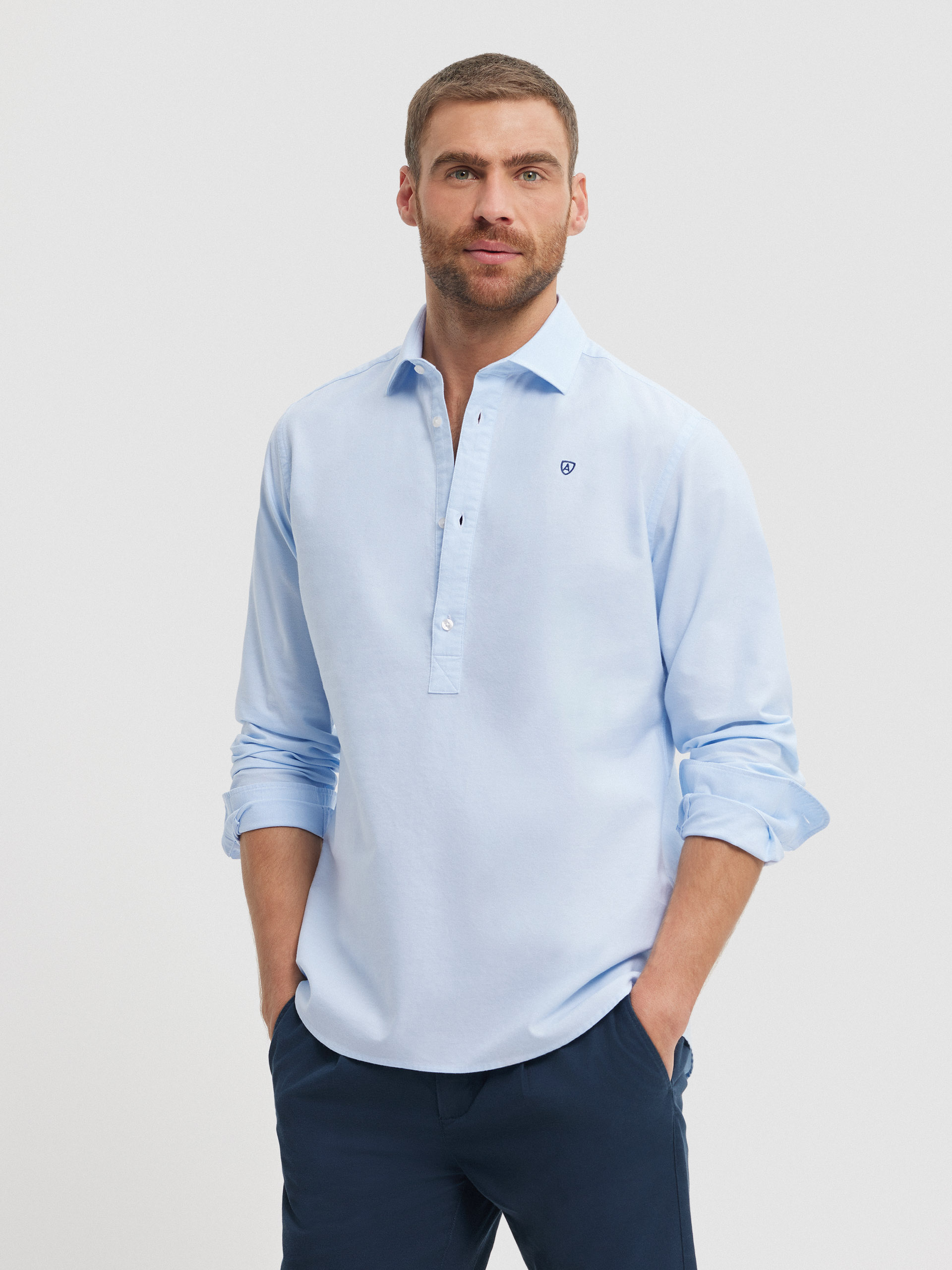 POLERA OXFORD SOLID CELESTE